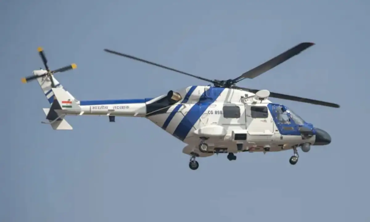 രക്ഷാപ്രവർത്തനത്തിനിടെ കോസ്റ്റ്ഗാര്‍ഡ് ഹെലികോപ്റ്റർ അപകടത്തിൽപ്പെട്ടു ...